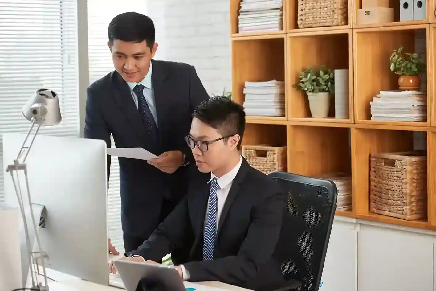 Contoh Pekerjaan Administrasi dalam Perusahaan Modern - Kabar Trust